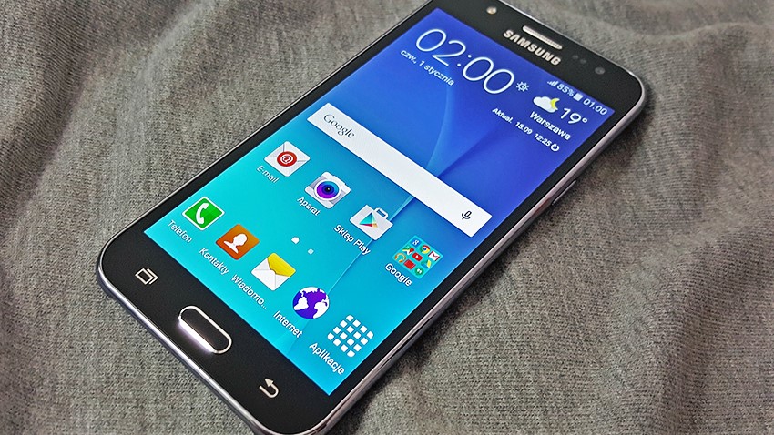 Pojedynek: 5 zalet Samsunga Galaxy J5 vs LG K10 - Teleguru.pl